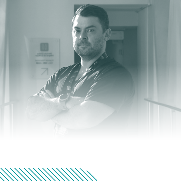 Dr. Sergio Castillo - Traumatólogo columna Santiago